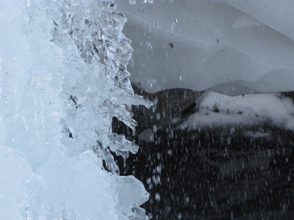 Ice textures and patterns